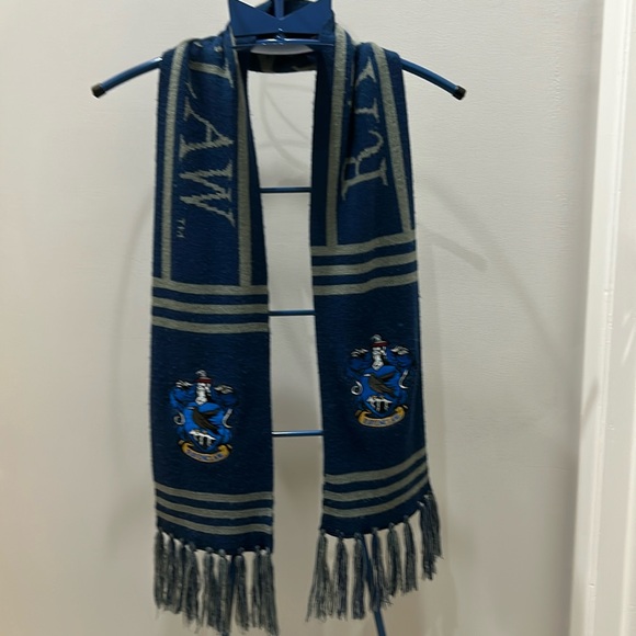 Warner Bros. | Accessories | Authentic Harry Potter Ravenclaw Blue Knit ...